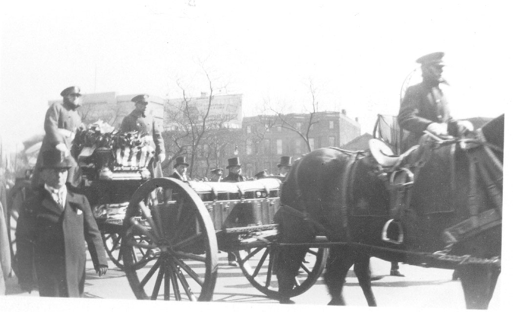 Funeral of Chicago Mayor Anton Cermak. – Forward with Roosevelt
