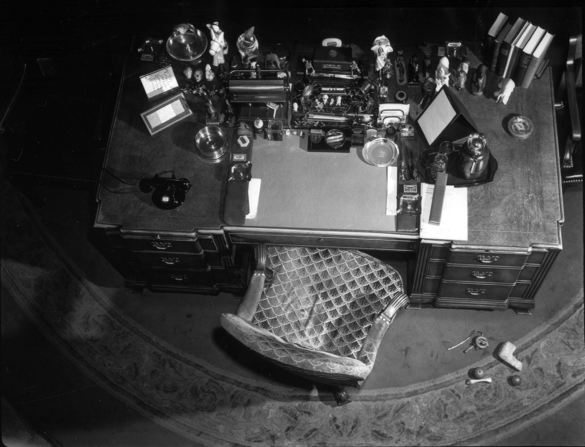 Artifact Highlight: FDR’s Oval Office Desk – Forward with Roosevelt