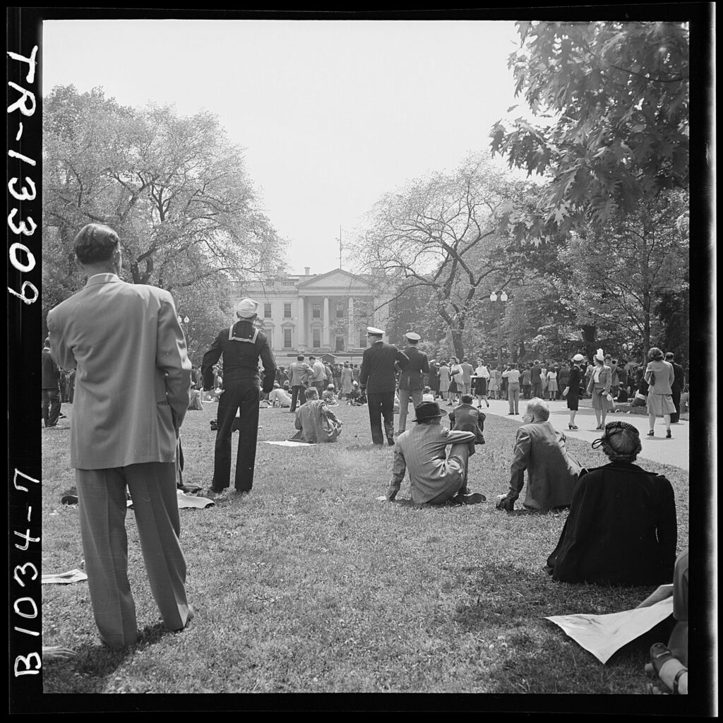 Flash, the President is Dead, April 12, 1945 – Forward with Roosevelt